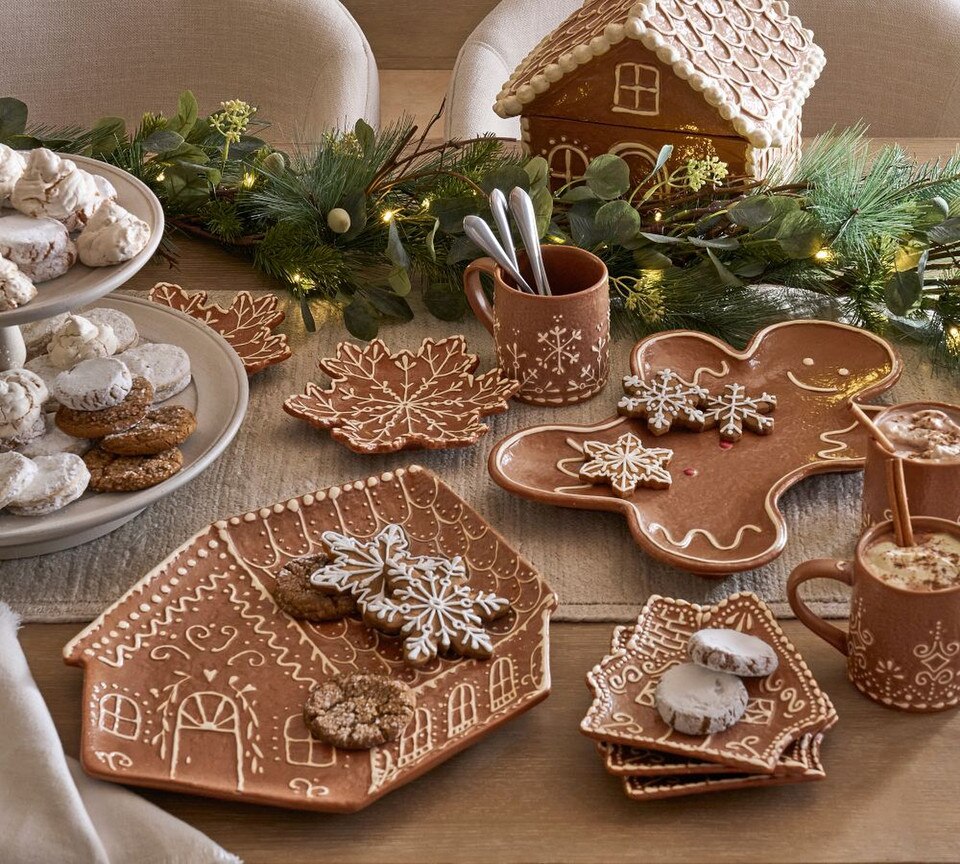 Gingerbread House Stoneware Appetizer Plates - Set of 4